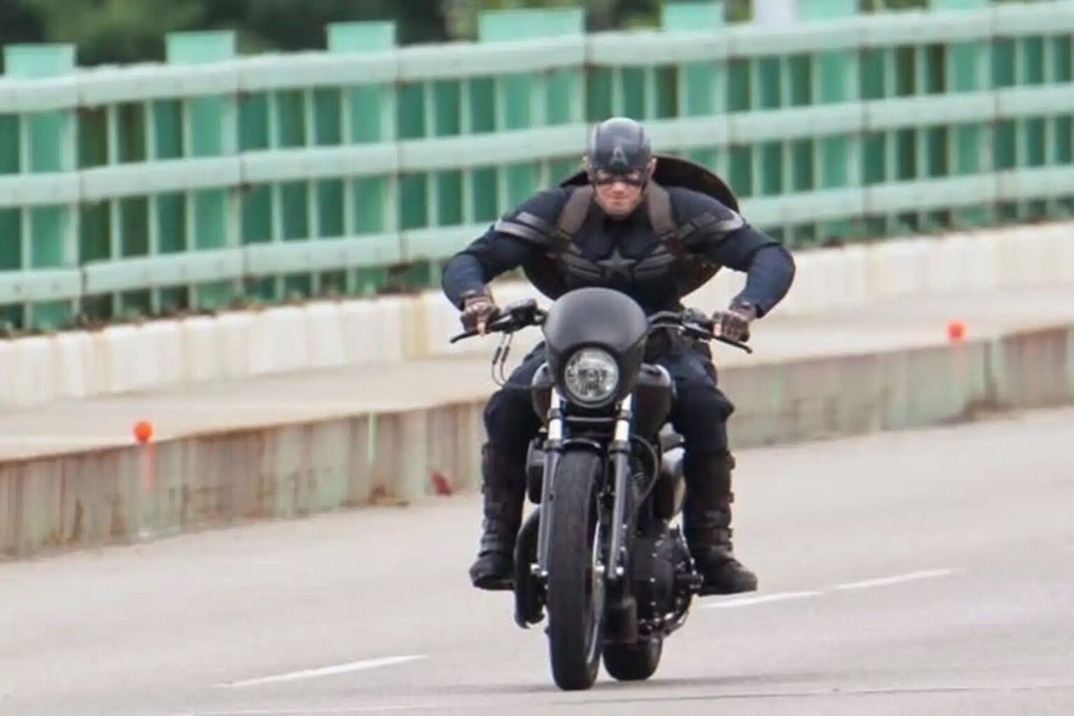 Triumph Scrambler αντί Harley-Davidson - Η μοτοσυκλετιστική έκπληξη στο ...